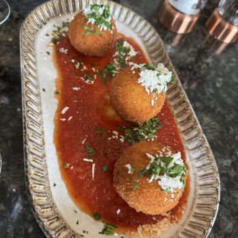 SCUTARI - Updated December 2025 - 48 Photos & 36 Reviews - 2055 ...