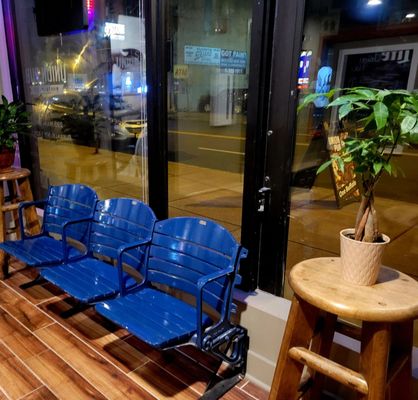 UNION PUB - Updated January 2026 - 108 Photos & 76 Reviews - 295 Main ...