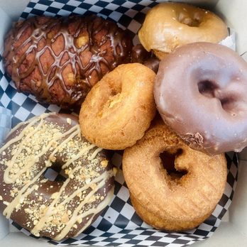 CRAFTED DONUTS - Updated September 2025 - 1109 Photos & 561 Reviews ...