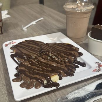 CHOCOLATE BASH LONG BEACH - LBX - Updated December 2024 - 320 Photos ...