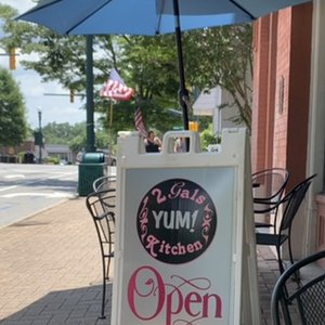 2 GALS KITCHEN - 101 Photos & 143 Reviews - Cafes - 80 Union St S ...