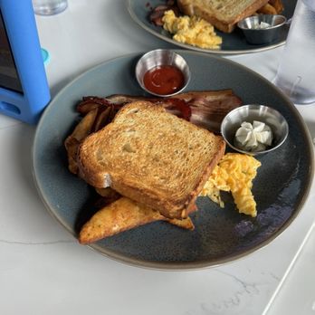 OEB BREAKFAST - LANGLEY - Updated December 2025 - 207 Photos & 86 ...
