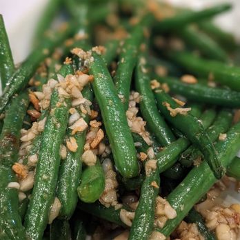 GARLIC AND CHIVES - Updated May 2024 - 7534 Photos & 2207 Reviews ...