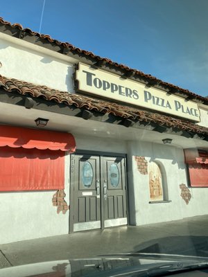 TOPPERS PIZZA PLACE with 118 Reviews & 72 Photos - 2100 Saviers Rd ...