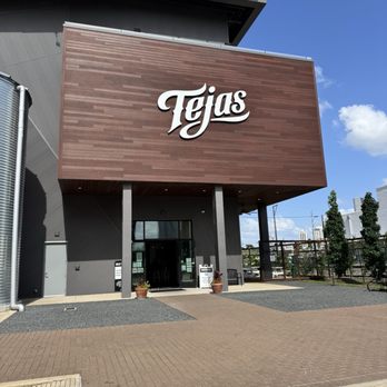TEJAS BREWERY - Updated September 2025 - 168 Photos & 58 Reviews - 2101 ...