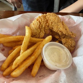 BURGER 82 - 127 Photos & 141 Reviews - 880 W Exchange Pkwy, Allen ...