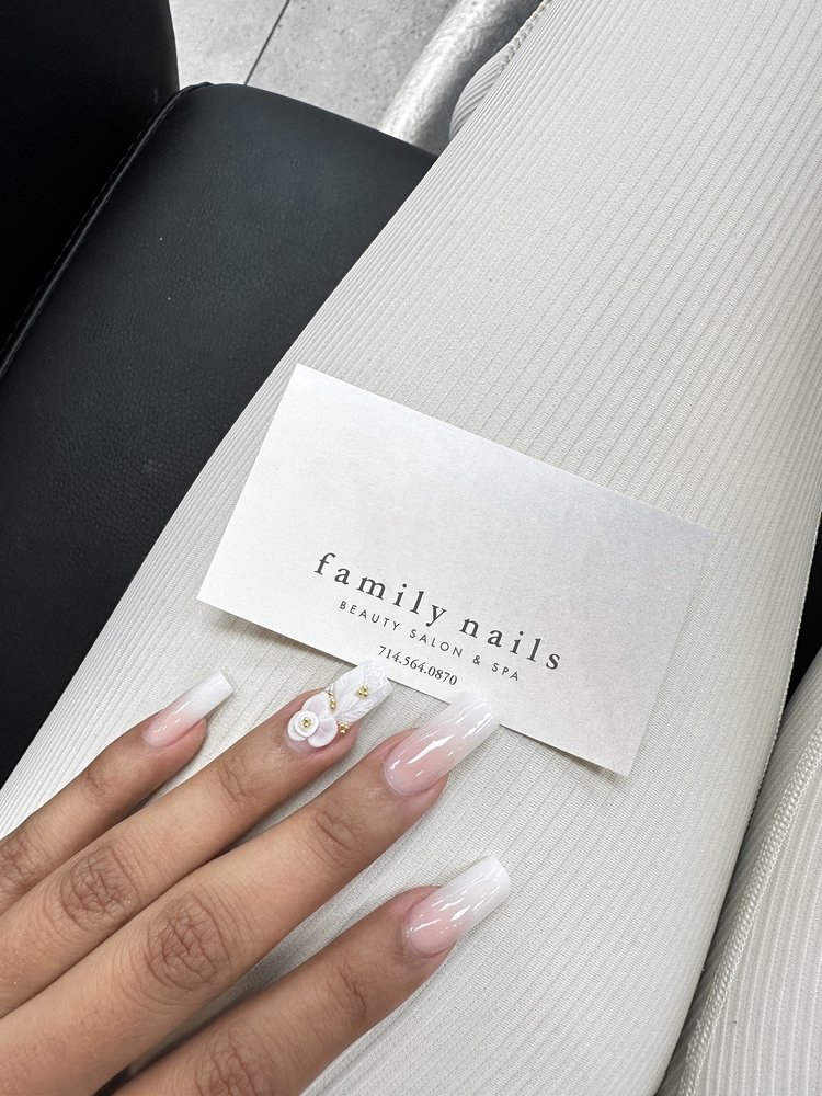 FAMILY NAILS - Updated October 2025 - 483 Photos & 120 Reviews - 1455 S ...