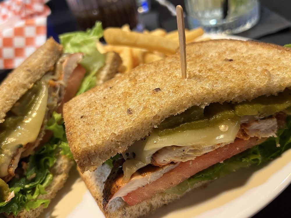 DAVE’S PLACE - Updated March 2026 - 51 Photos & 57 Reviews - 3955 ...