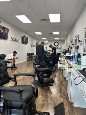 ALIBABA BARBER - Updated September 2025 - 4821 Lj Pkwy, Sugar Land ...