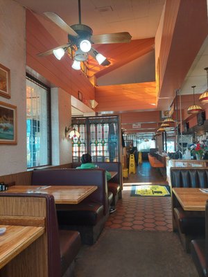 MR. PERRY’S - Updated January 2026 - 263 Photos & 235 Reviews - 7820 ...