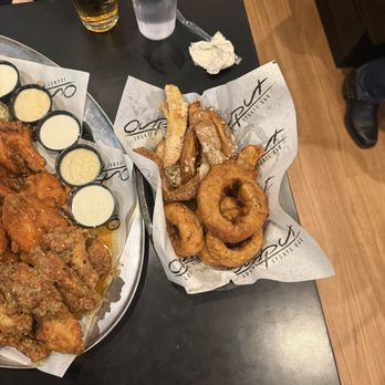 OUTPUT LOUNGE & SPORTS BAR - Updated December 2025 - 307 Photos & 517 ...