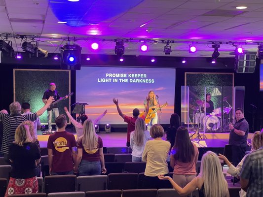 SADDLEBACK CHURCH - HUNTINGTON BEACH - Updated June 2025 - 23 Photos ...