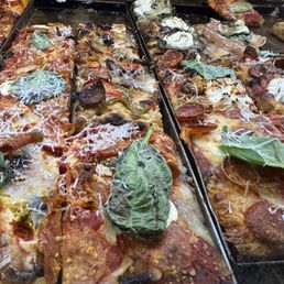 TAGLIO PIZZA - Updated October 2025 - 555 Photos & 333 Reviews - 85 ...