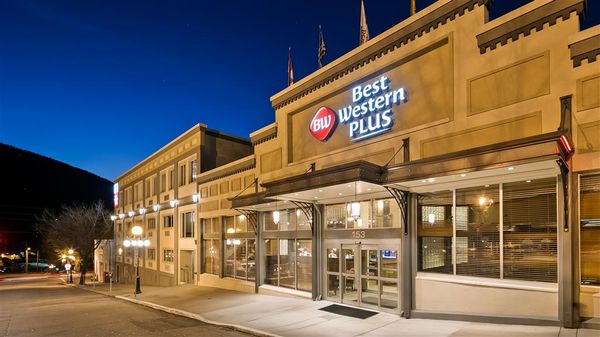 BEST WESTERN PLUS BAKER STREET INN & CONVENTION CENTRE - Updated ...
