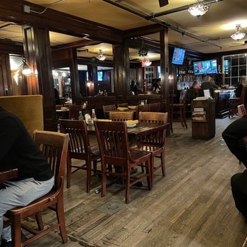 FODY’S GREAT AMERICAN TAVERN - Updated October 2025 - 38 Photos & 106 Reviews - 9 Clinton St ...