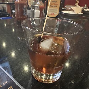 LUCILLE’S SMOKEHOUSE BAR-B-QUE - Updated January 2025 - 2477 Photos ...