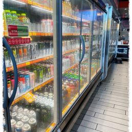 LOOP NEIGHBORHOOD MARKET - Updated July 2025 - 18 Photos & 17 Reviews ...