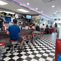 STARLITE DINER - Updated September 2024 - 308 Photos & 441 Reviews ...