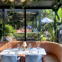 THE PEMBROKE - Updated December 2025 - 755 Photos & 378 Reviews - 1500 ...