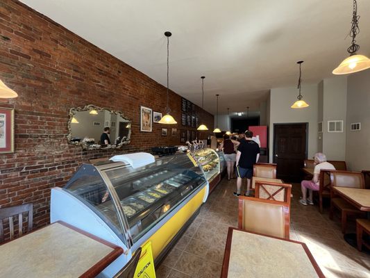 ALVARO BREAD AND PASTRY SHOPPE - Updated October 2025 - 123 Photos ...