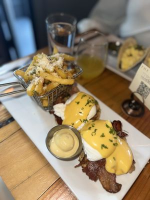 THE MAYFLY - Updated October 2025 - 76 Photos & 91 Reviews - 269 E ...