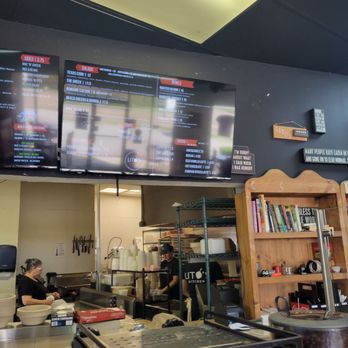 LITO’S KITCHEN - Updated January 2025 - 230 Photos & 168 Reviews - 2714 ...