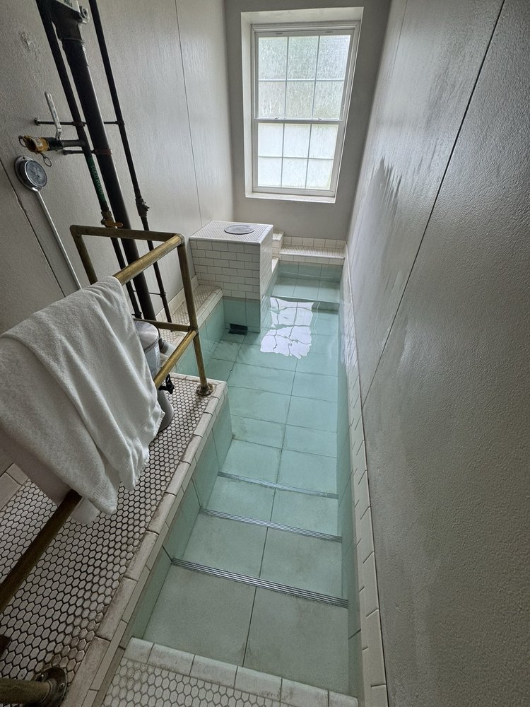 BERKELEY SPRINGS STATE PARK BATH HOUSE - Updated June 2025 - 105 Photos ...