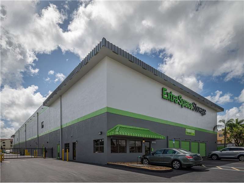 EXTRA SPACE STORAGE - Updated September 2024 - 31 Photos & 14 Reviews ...