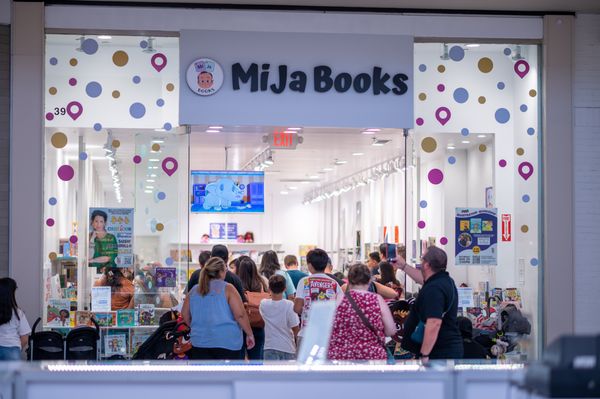 MIJA BOOKS - Updated November 2025 - 45 Photos - 500 Lakewood Center ...
