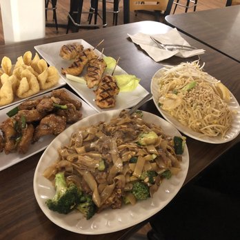 DALA THAI RESTAURANT & BANQUET HALL - Updated January 2025 - 78 Photos ...