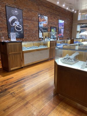 ROGERS JEWELRY CO - Updated July 2024 - 11 Photos & 40 Reviews - 720 ...