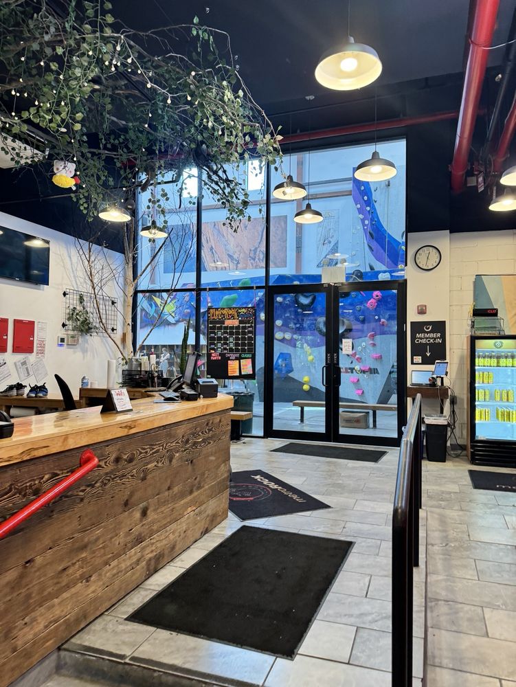 METROROCK - BROOKLYN - Updated September 2025 - 109 Photos & 72 Reviews ...