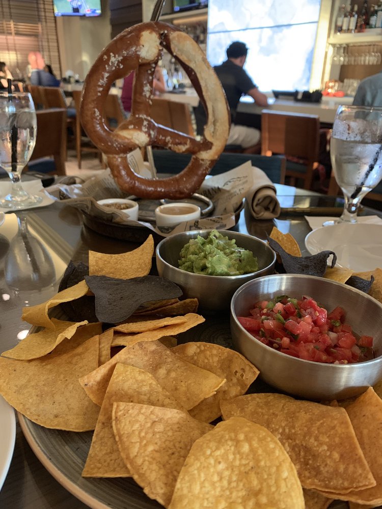 1823 KITCHEN & BAR - 56 Photos & 41 Reviews - 2900 Bayport Dr, Tampa ...