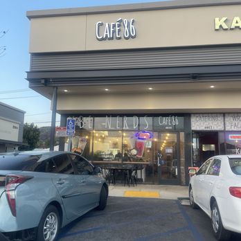 CAFE 86 - Updated August 2025 - 176 Photos & 120 Reviews - 4915 Eagle ...