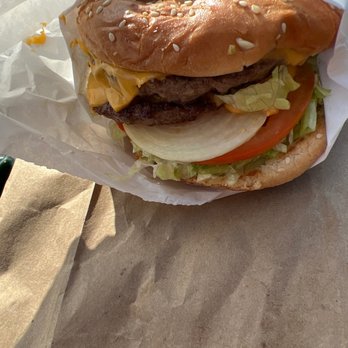 1/4 LB GIANT BURGER - Updated July 2024 - 249 Photos & 365 Reviews ...
