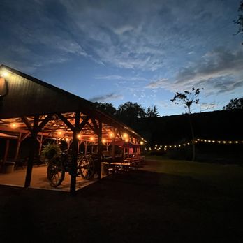 WAYMART HOTEL RESTAURANT - Updated August 2025 - 64 Photos & 85 Reviews ...