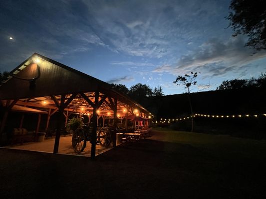 WAYMART HOTEL RESTAURANT - Updated November 2025 - 64 Photos & 88 ...