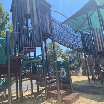 NEALON PARK - Updated December 2025 - 49 Photos & 42 Reviews - 800 ...