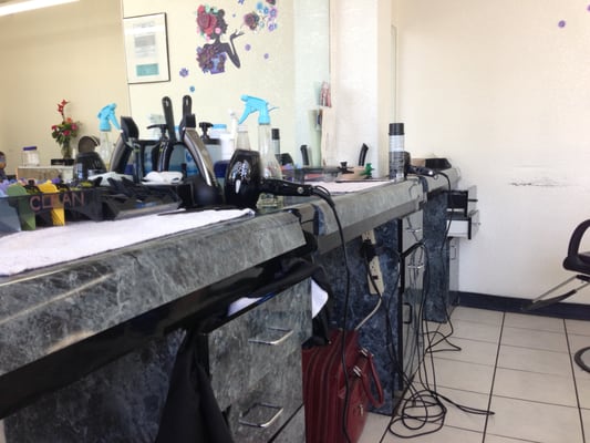 LISA’S PERFECT CUTS - Updated December 2025 - 33 Photos & 173 Reviews ...