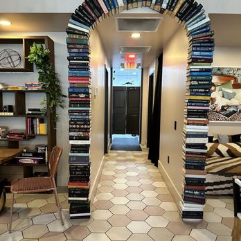 THE READING ROOM - Updated January 2025 - 105 Photos & 55 Reviews - 429 ...