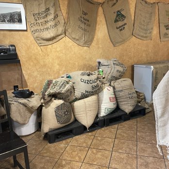 CREMA COFFEE & BAKERY - Updated November 2024 - 293 Photos & 304 ...