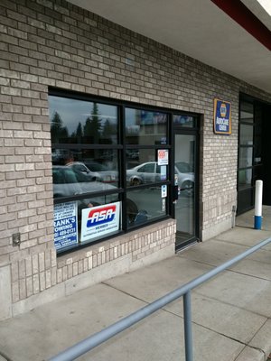 BOB’S SERVICE CENTER - Updated January 2025 - 68 Photos & 31 Reviews ...