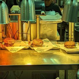 JAKES BURGERS AND BEER - Updated July 2025 - 149 Photos & 371 Reviews ...