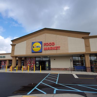 LIDL - 148 Photos & 17 Reviews - 2475 Jericho Turnpike, New Hyde Park ...