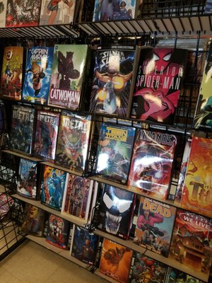 PASTIMES COMICS & GAMES - 21 Photos & 40 Reviews - Comic Books - 233 ...