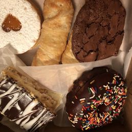MORENO BAKERY - Updated October 2025 - 914 Photos & 815 Reviews - 737 W ...