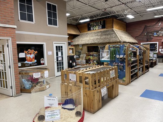 COUNTRYMAX - Updated June 2025 - 50 Photos - 4875 Rt 19, Brockport, New ...