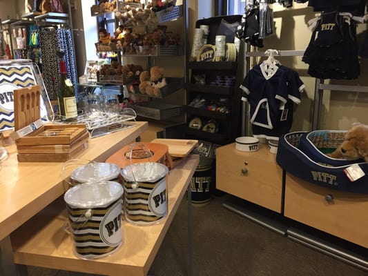 THE UNIVERSITY STORE ON FIFTH - Updated January 2026 - 11 Photos - 4000 ...