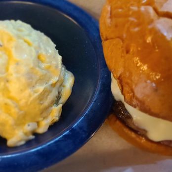 HAMBURGER FACTORY FAMILY RESTAURANT - Updated August 2025 - 761 Photos ...
