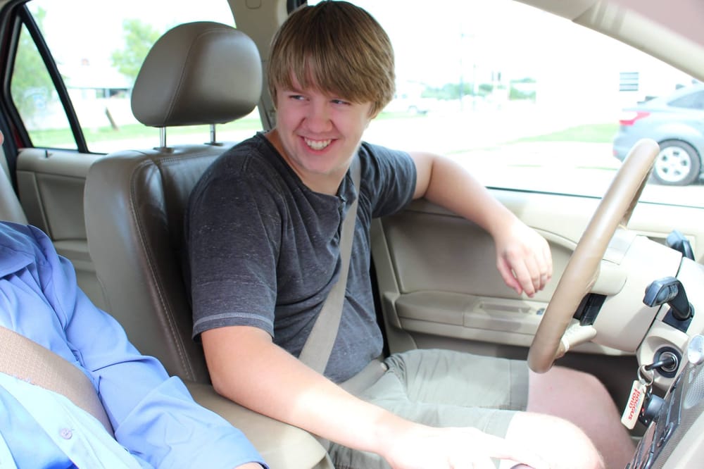 AVA DRIVING SCHOOL - Updated July 2025 - 12 Photos - 912 A S Closner ...